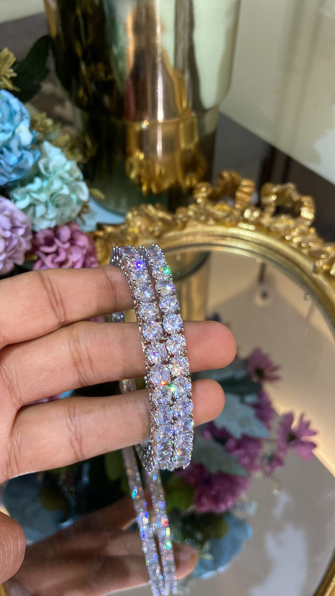 Big Solitaire Bangles - PAIR (50 pointer each diamond) – Belleza Jewels