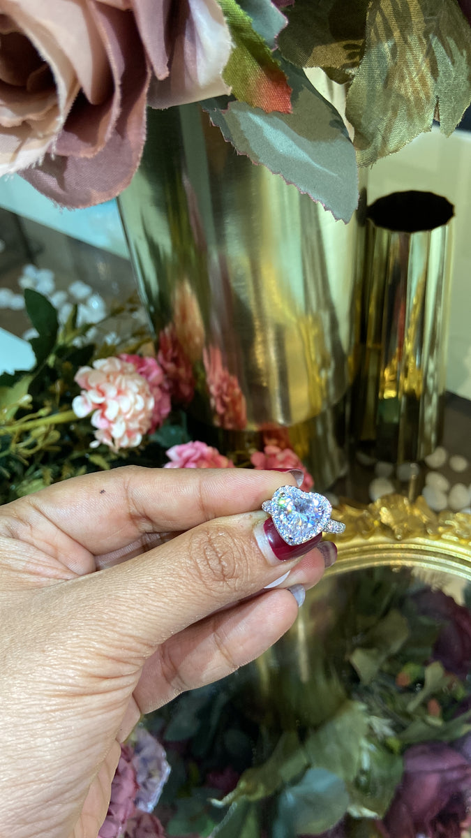 Heart Halo Love Ring – Belleza Jewels